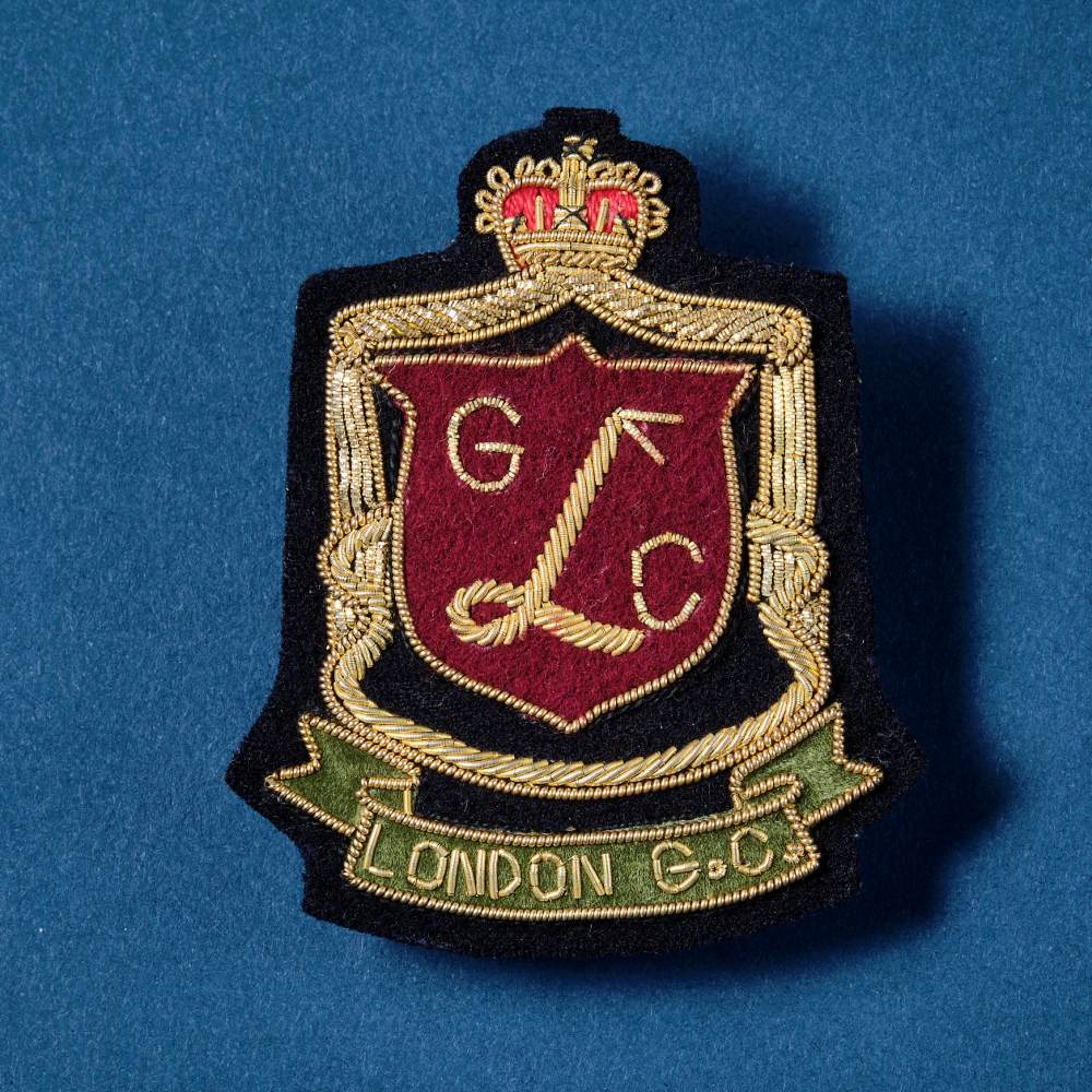 KIETH ゴルフエンブレム ブローチ【付ければたちまち華やかなアクセントに】