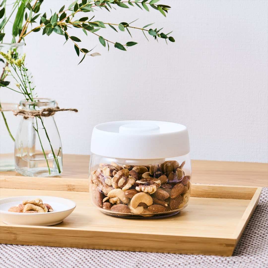 PUSH 空気が抜けるキャニスター 400ml｜キッチン用品,保存容器・調味料入れ,保存容器・キャニスター｜kurasso（クラッソ）