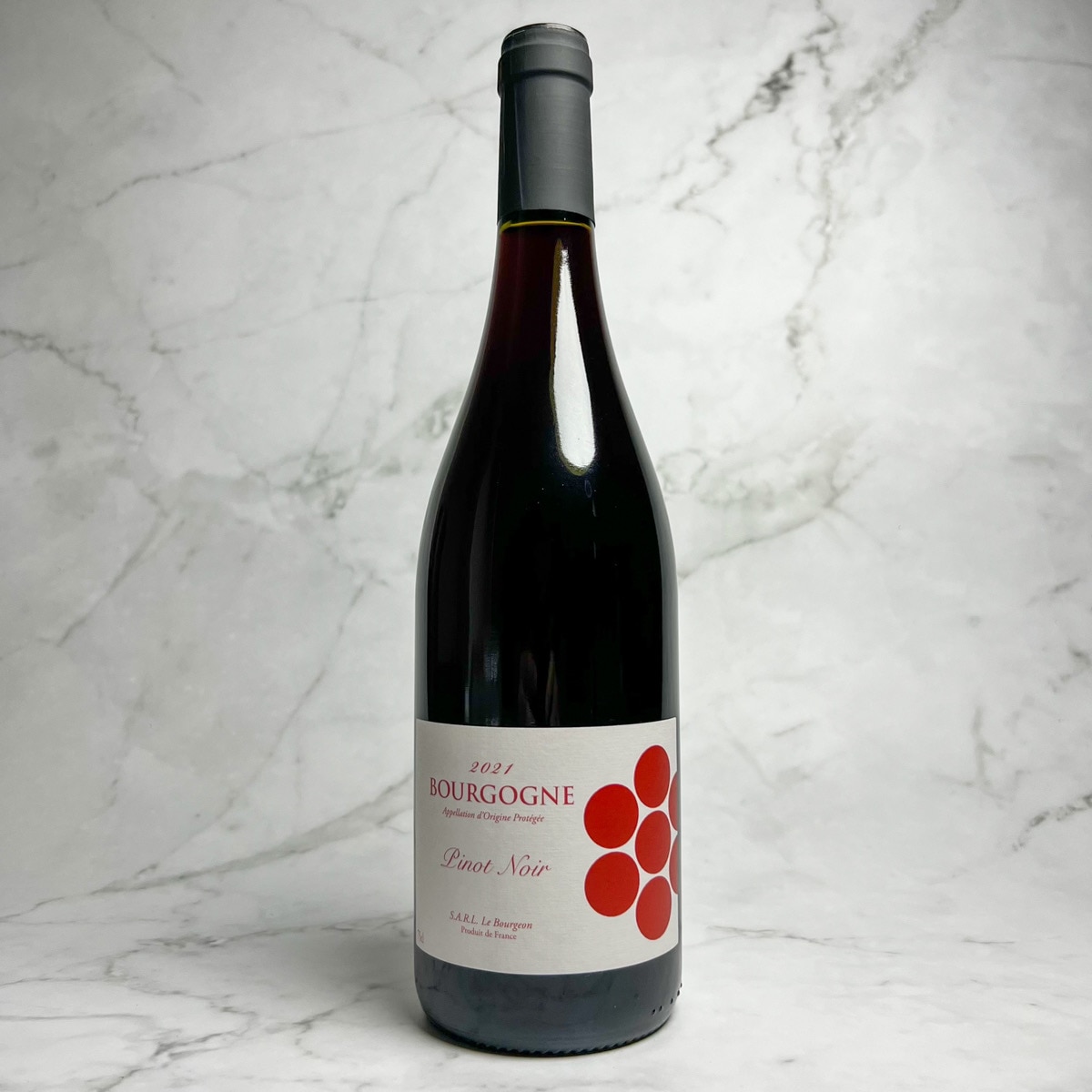 【画像解説】ワイングラスの持ち方とマナー入門｜写真映えする美しい所作のコツ｜HOSPITALITY WINE｜ワイン＆おつまみ 専門通販