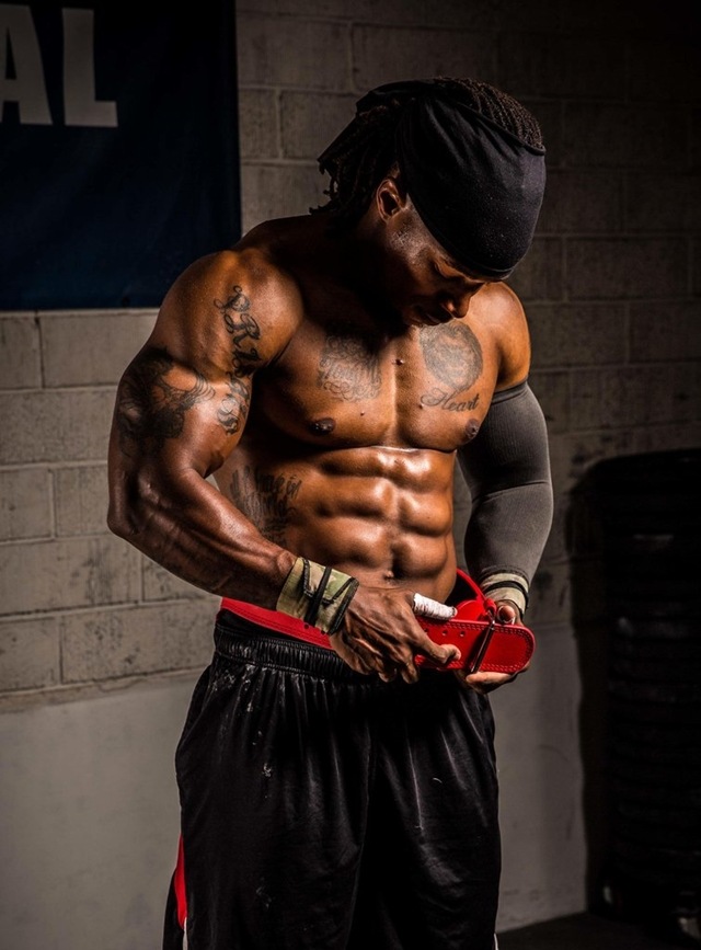 【Unbroken Designs 50%OFF】Matte Red 10センチ レザーベルト