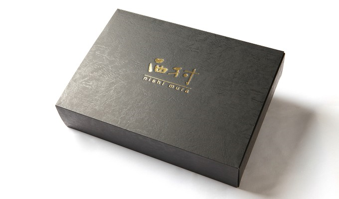 贈答用の化粧箱をリニューアルいたしました。